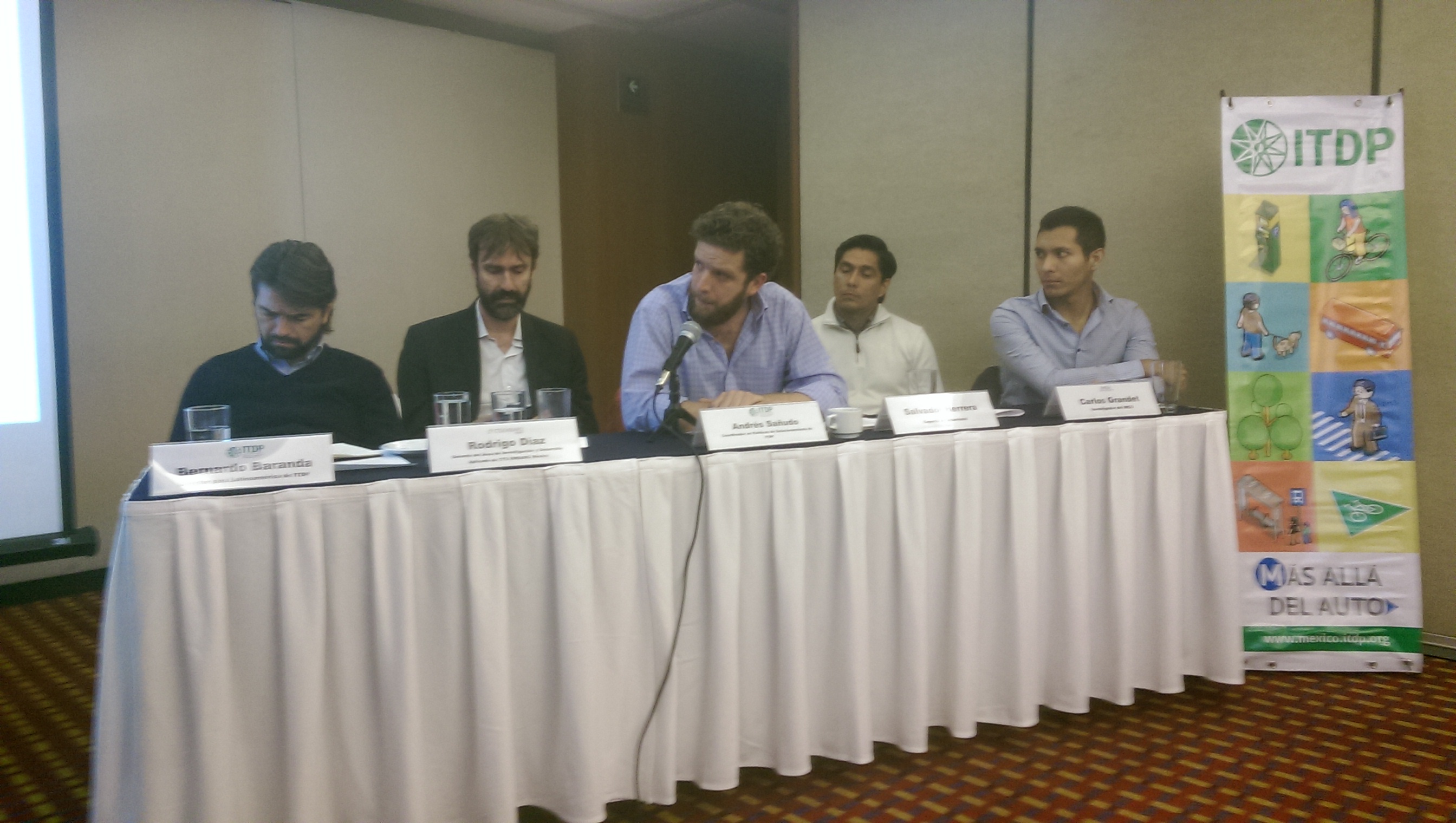 URGENTE OPTIMIZAR EL ESTACIONAMIENTO EN LA CIUDAD DE MÉXICO: ITDP